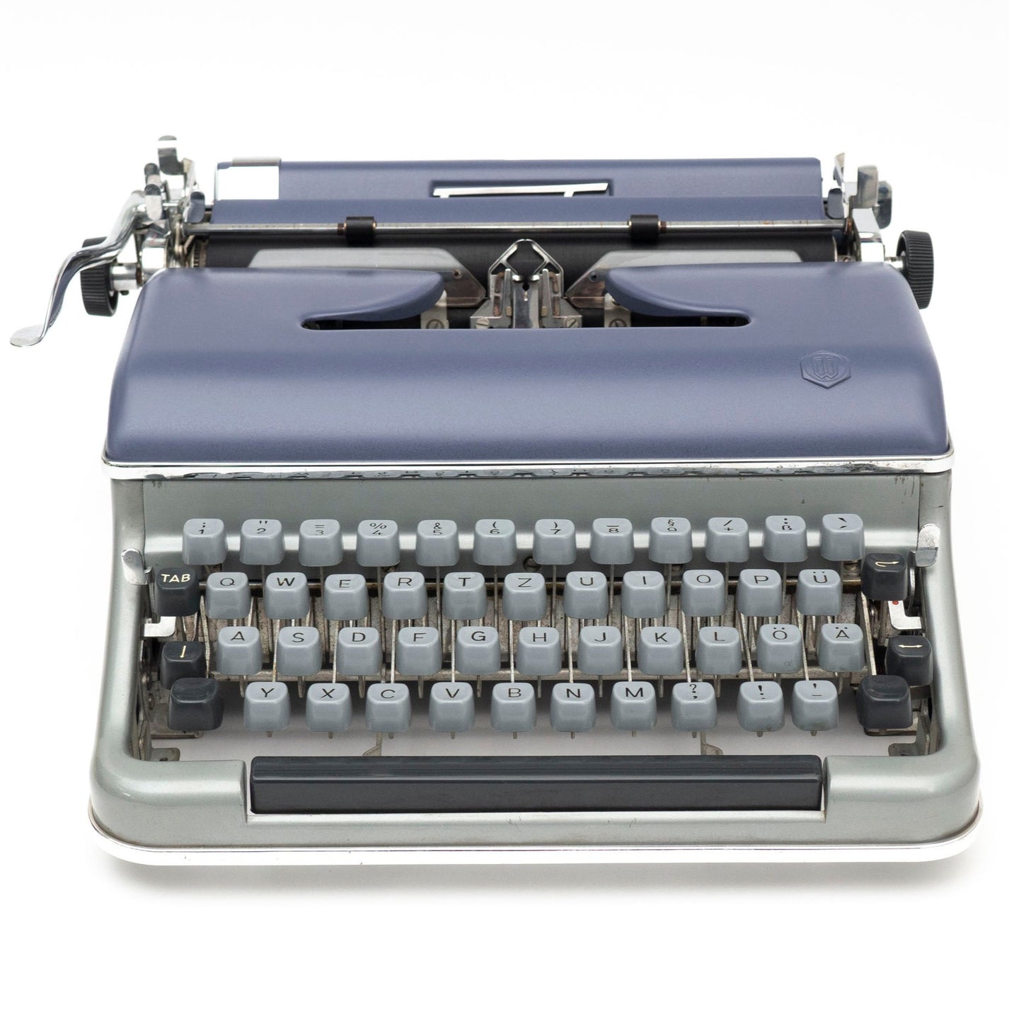 Vintage Typewriter Torpedo 18b – Blackbird Typewriters